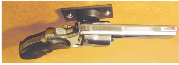 QUICK DRAW GUN MAGNET – First Class Uniforms